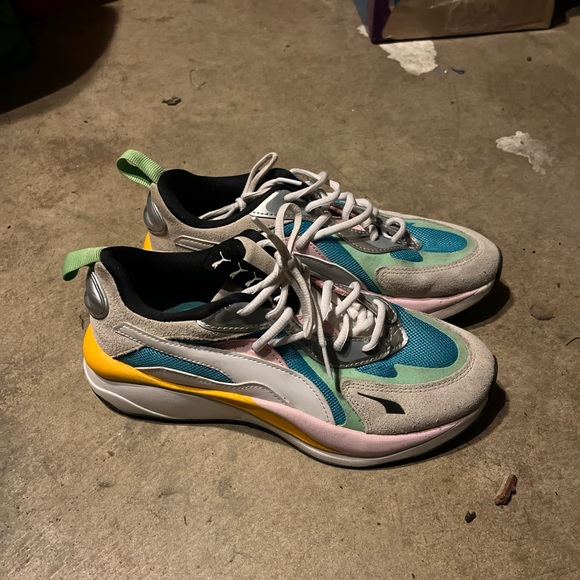 Puma | Shoes | Puma Womans Rs Curve Aura Aura Running Sneakers Mesh ...